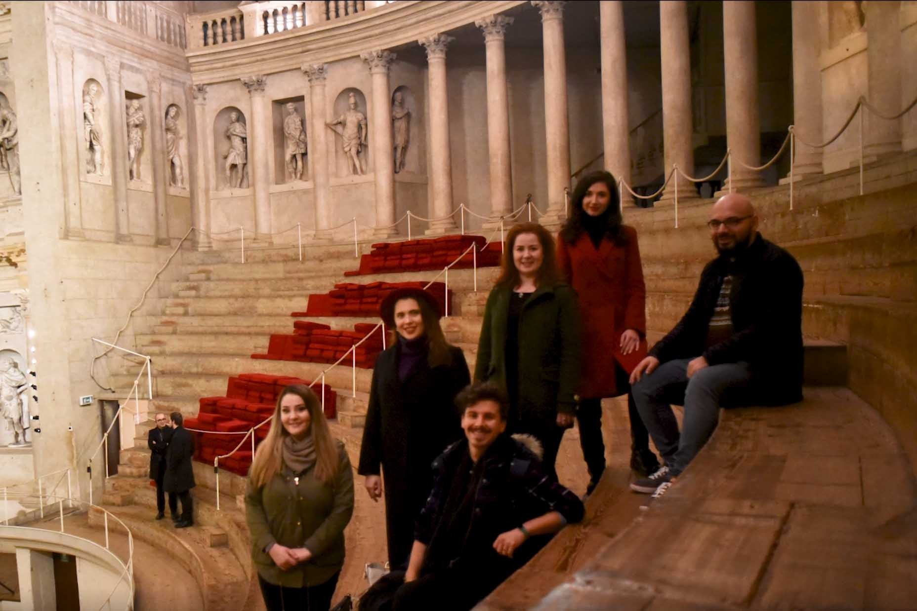 Tineri muzicieni, ambasadori ai UNMB și ai României - Universitatea ...